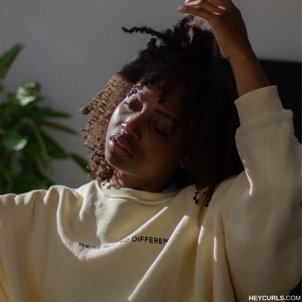 Your Ultimate Guide To Coily Hair - HeyCurls